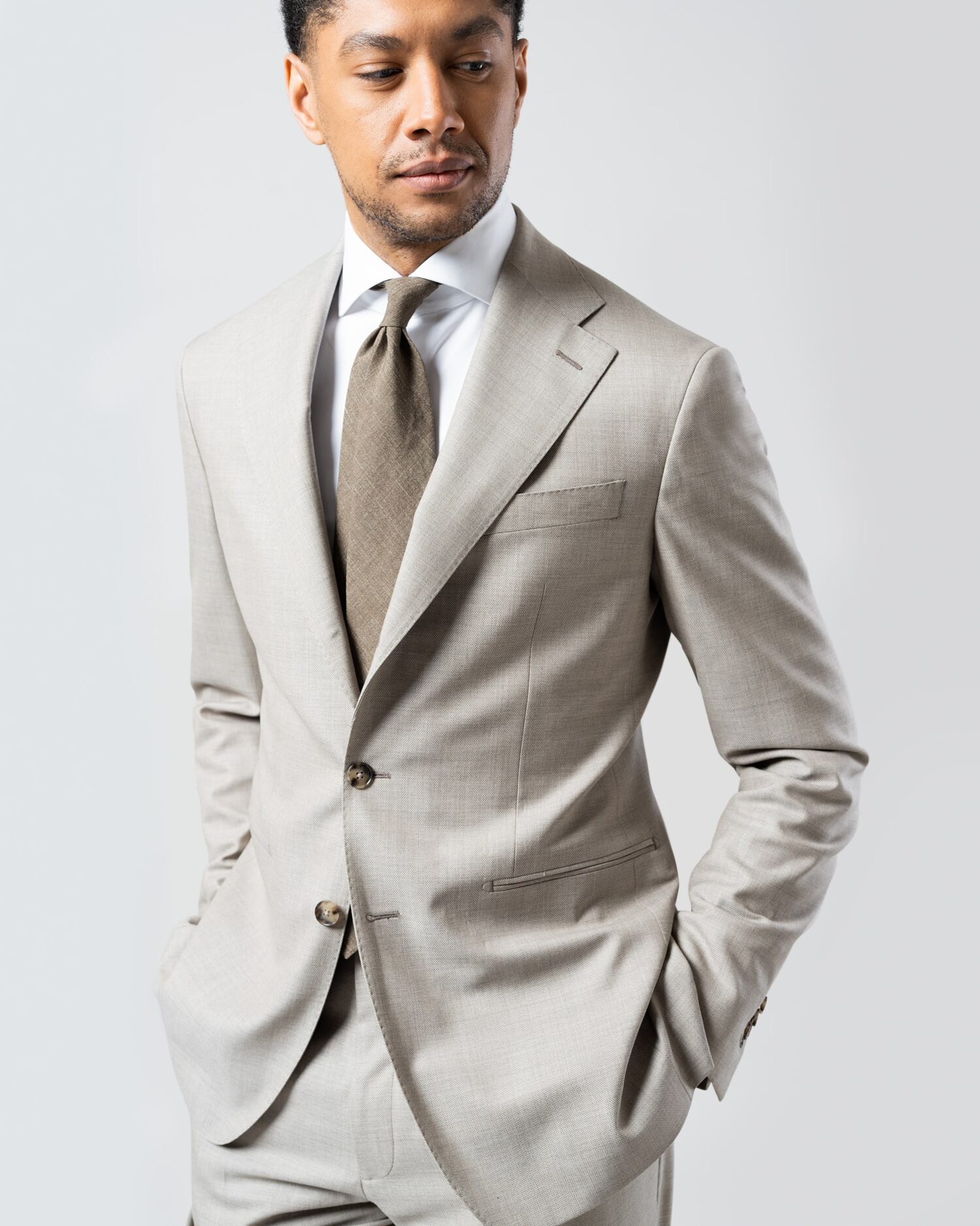 Custom tailored Suit panama greige