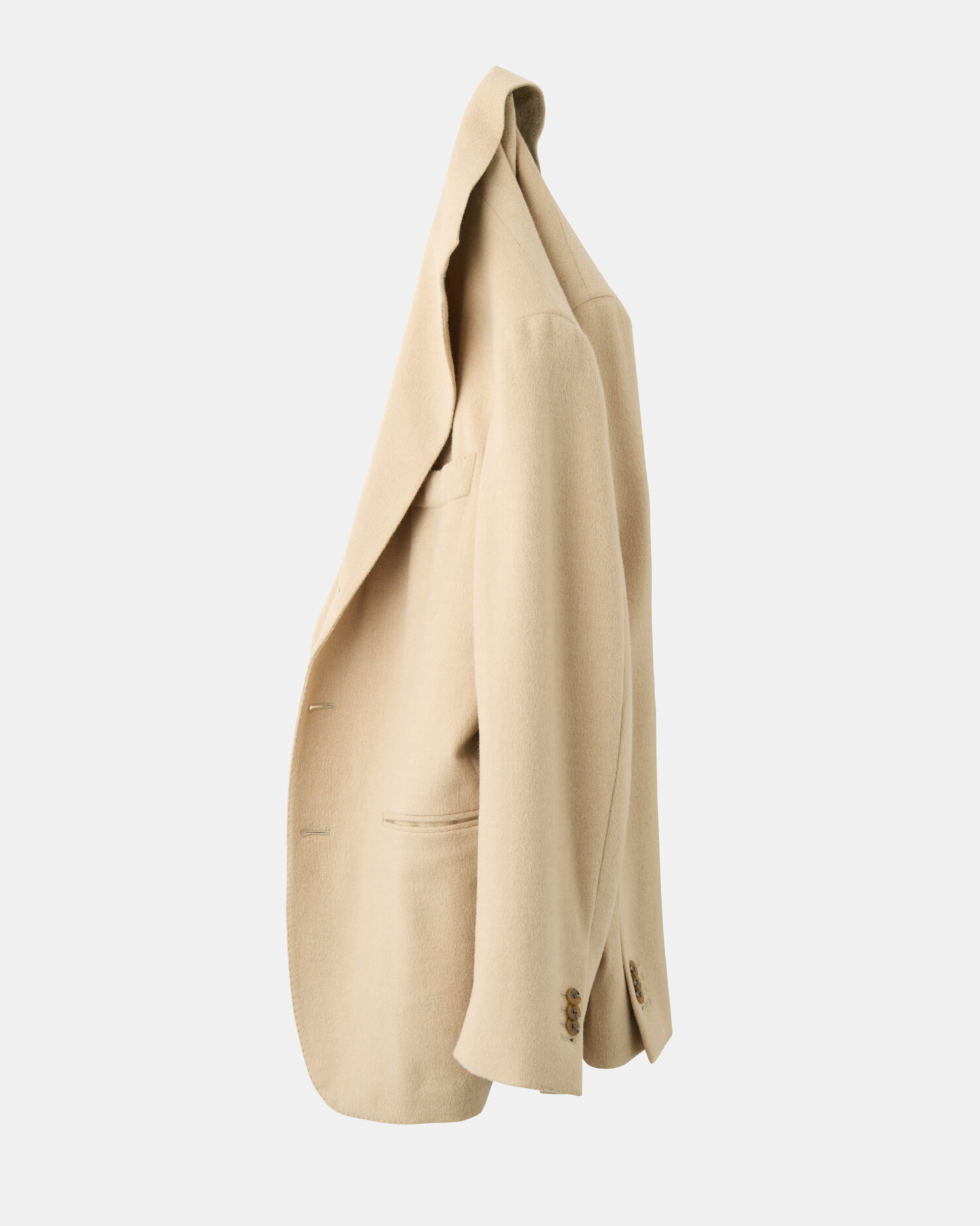 Luxury fibres explained - Camel hair & Baby Camel wool - Blugiallo ...